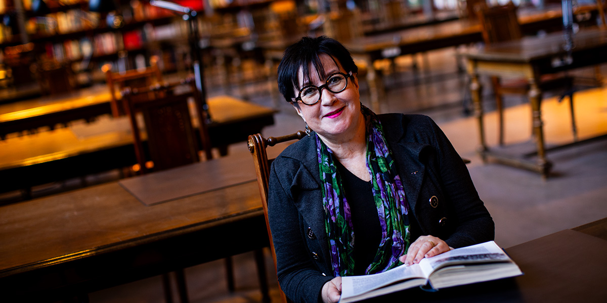 Maria Lähteenmäki arvioi historiallisia ilmiöitä rajoilta käsin ...